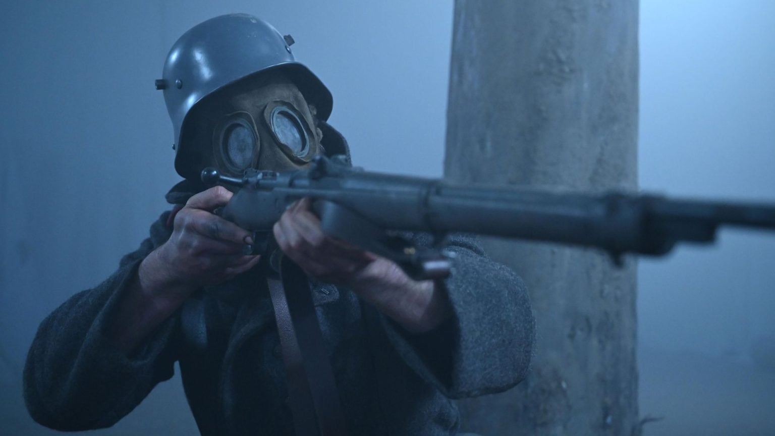 A tank crew fights for survival in No Man's Land in trailer for World ...