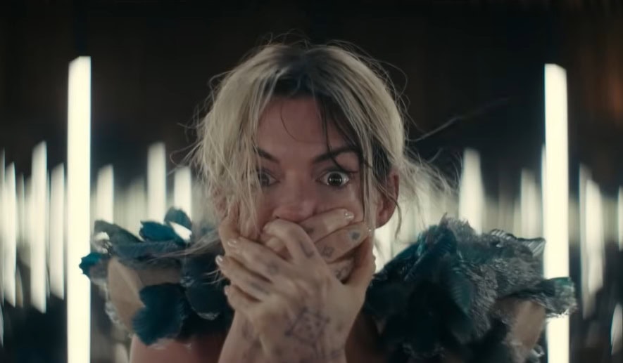 Anne Hathaway, Michaela Coel, and Hunter Schafer star in the trailer ...