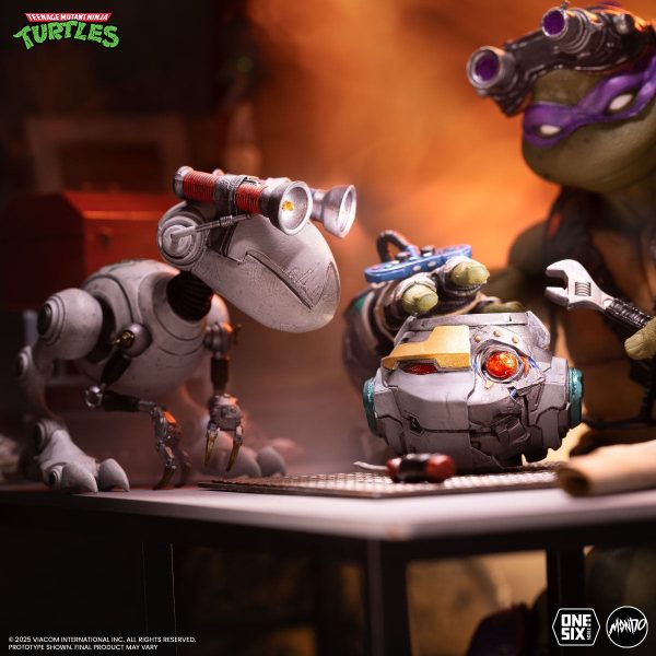 Donatello kicks off Mondo's new Teenage Mutant Ninja Turtles sixth ...