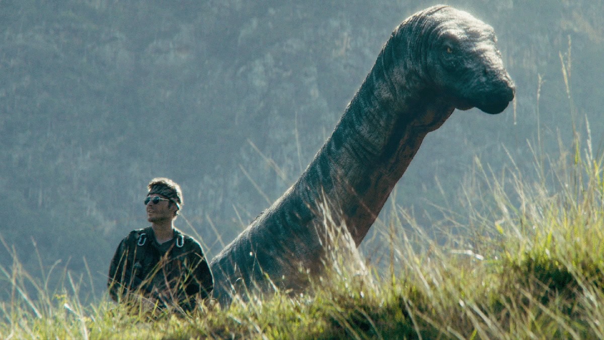 G.I.s battle dinosaurs in Vietnam in Primitive War trailer