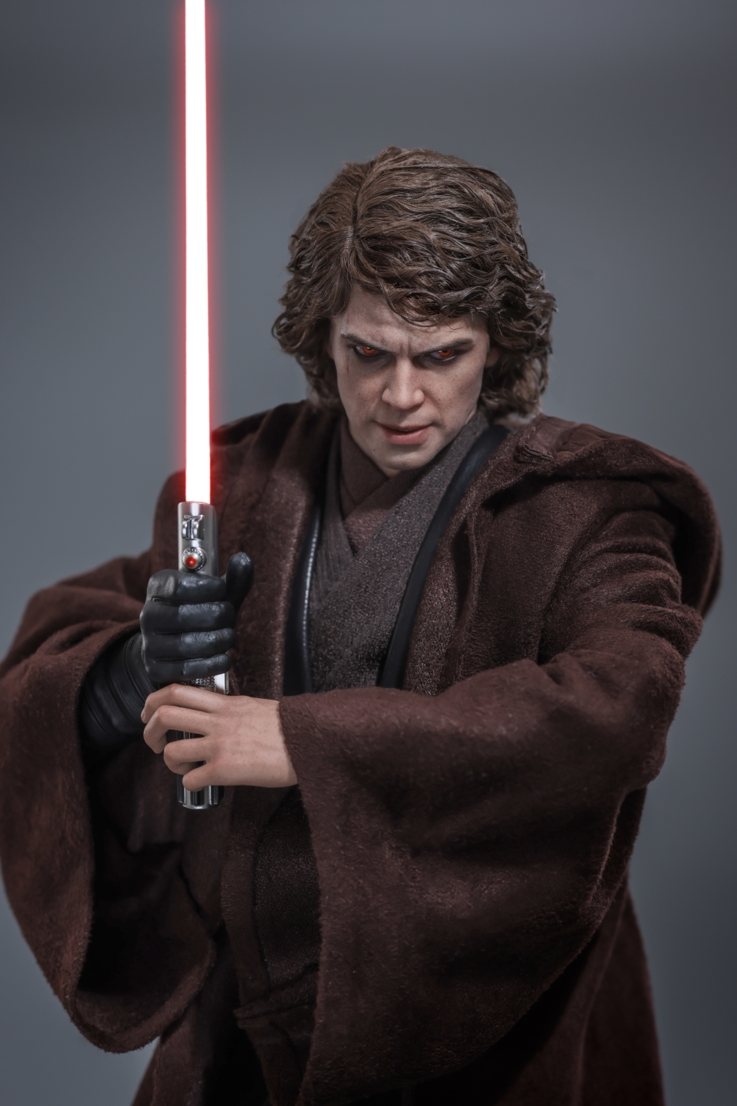 Hot Toys unveils Darth Vader (Sith Apprentice) Star Wars sixth scale ...