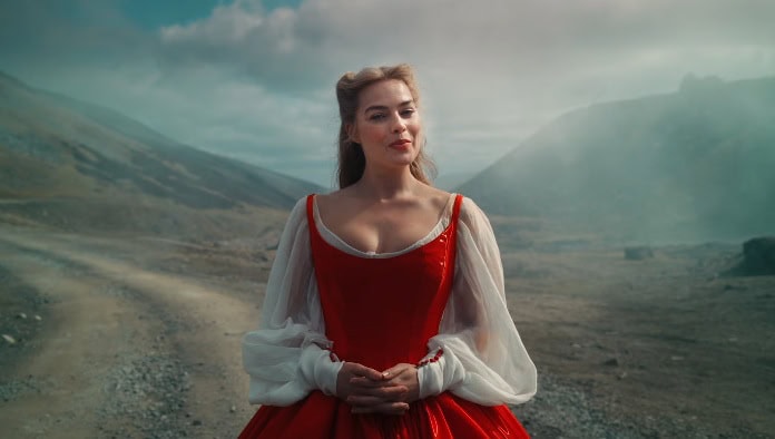 Margot Robbie welcomes you to Emerald Fennell's Wuthering Heights in ...