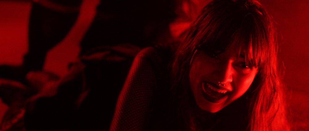 Mickey Mouse slasher horror movie Mickey's Mouse Trap gets a trailer ...