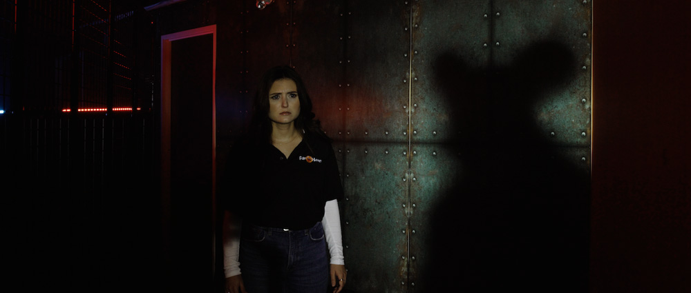 Mickey Mouse slasher horror movie Mickey's Mouse Trap gets a trailer ...