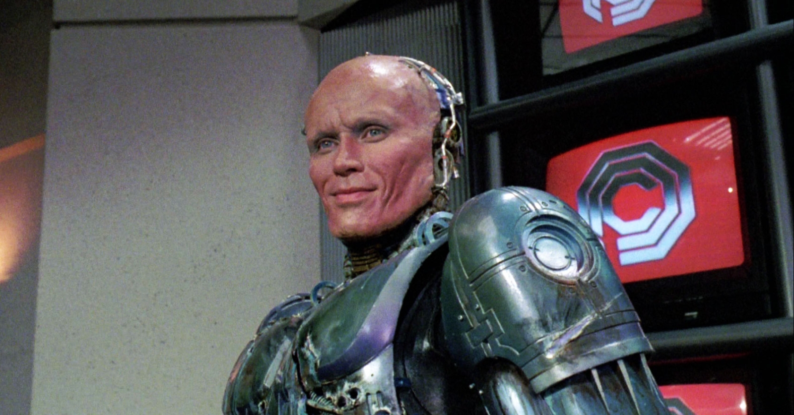 RoboCop TV series moving forward at Amazon