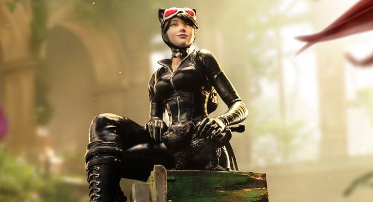 Sideshow unveils new Catwoman Gotham City Sirens collectible statue