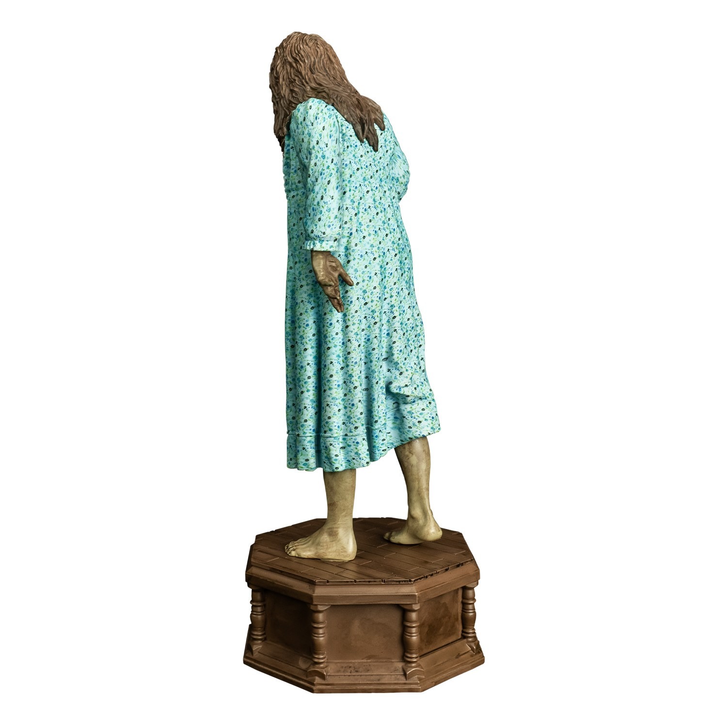 Trick or Treat Studios unveils Regan MacNeil collectible statue from ...